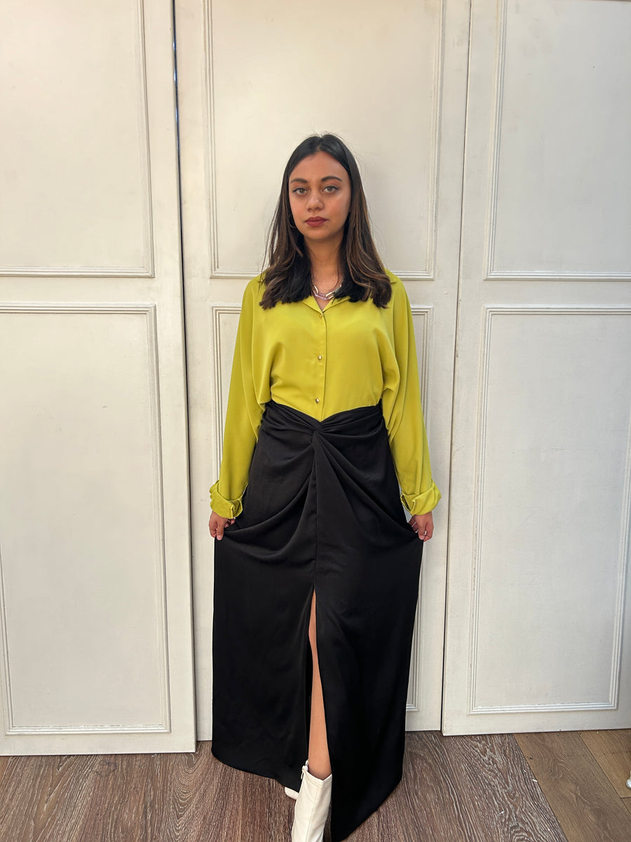 IQRA KNOT SKIRT – Mishah Collection